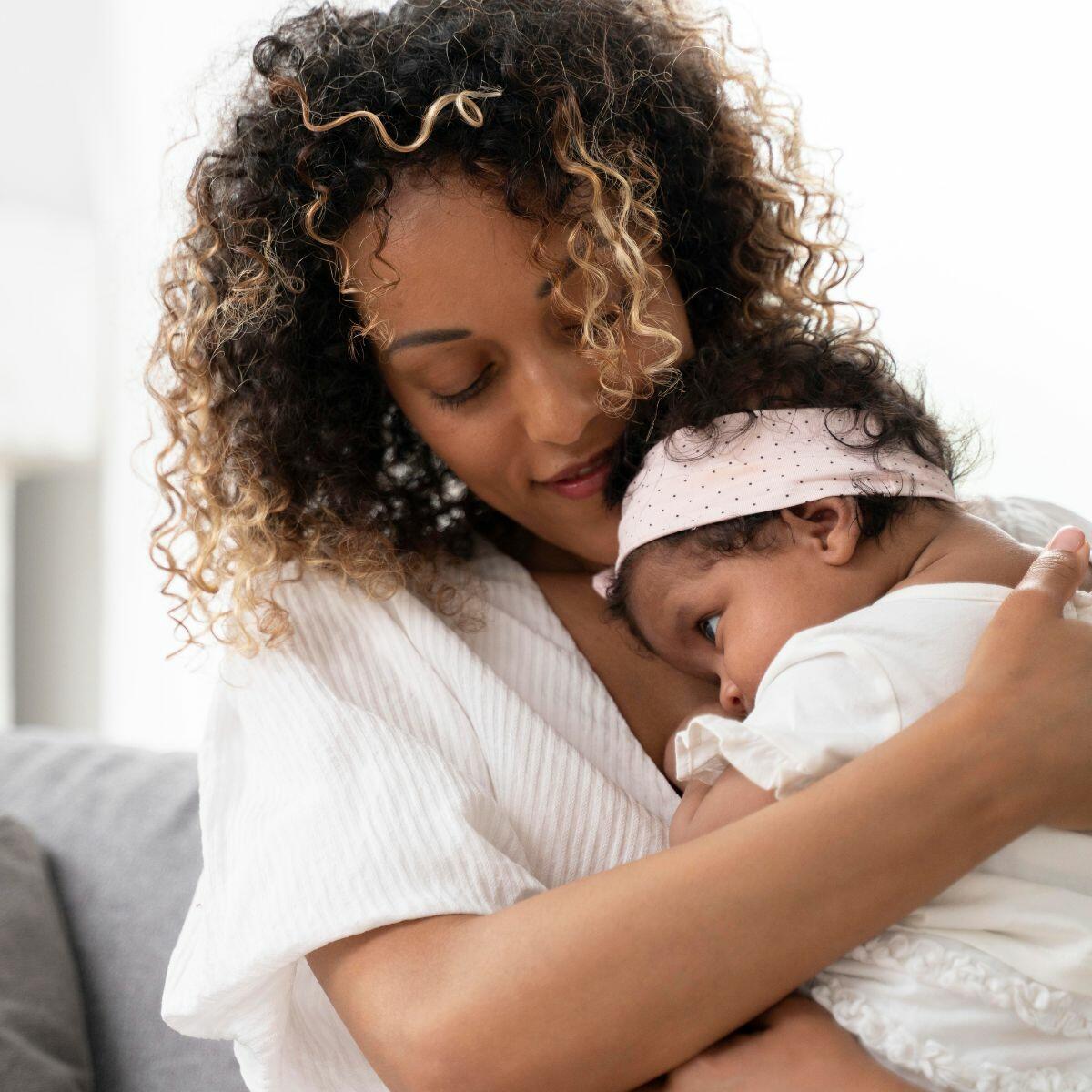 Guia de Alimentação da Mamãe para Evitar Cólicas no Bebê