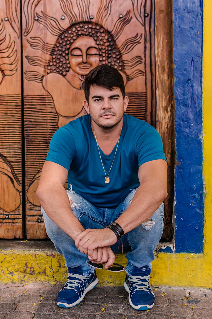 Thiago Lima Cantor e compositor de música sertaneja